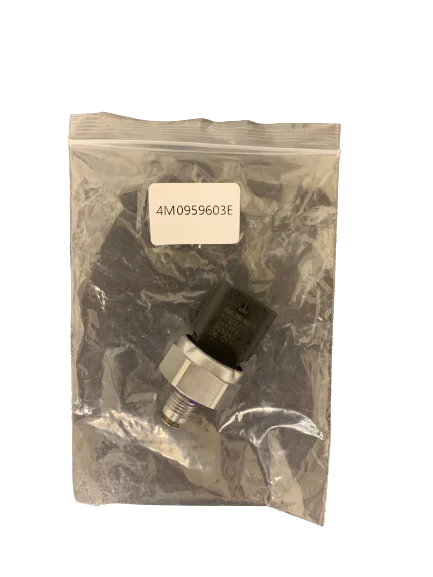 Pressure & temperature sensor Air conditioning 4M0959603E